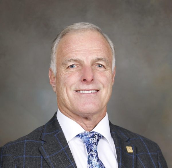 Raymond Rougeau rend hommage à Hulk Hogan - CFNJ